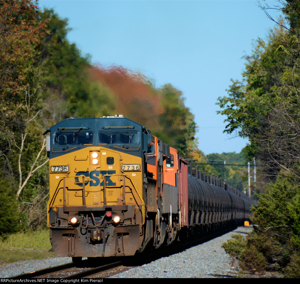 CSX 7736 K138 Crude Oil Loads